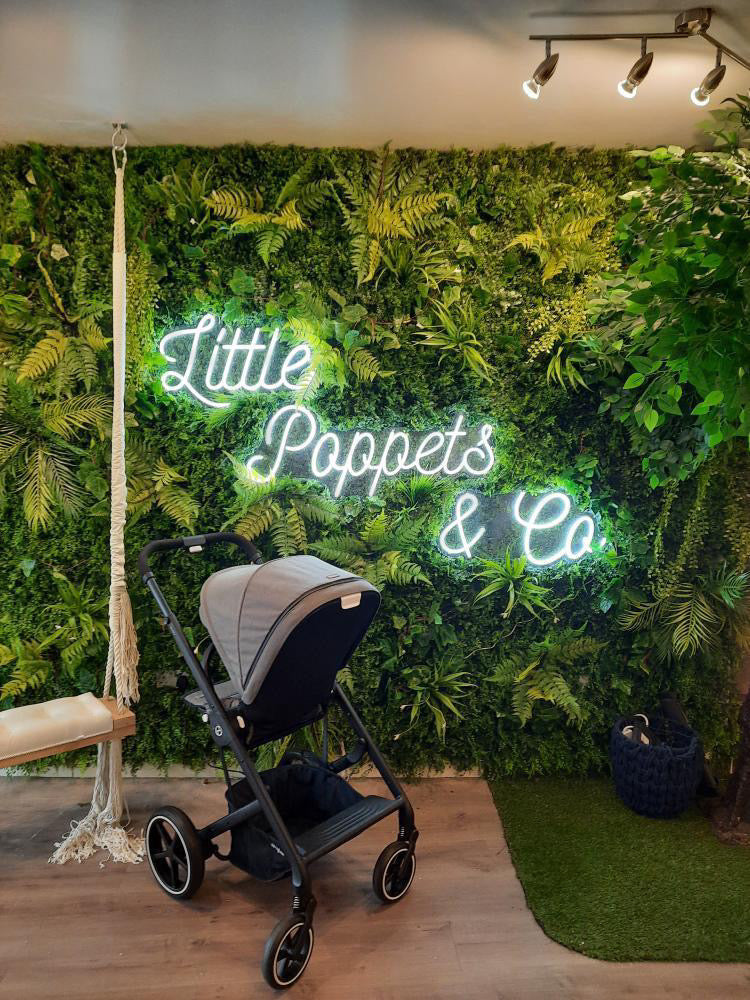 10 Creative Ways to Use Custom Neon Signs for Business Branding ...