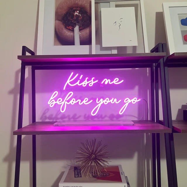 Comparative Analysis of LED and Glass Neon Signs – BeNeonUnicorn